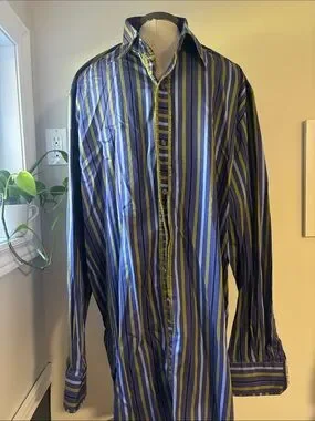 Robert Graham | Shirts | Robert Graham Button Down Tshirt | Poshmark